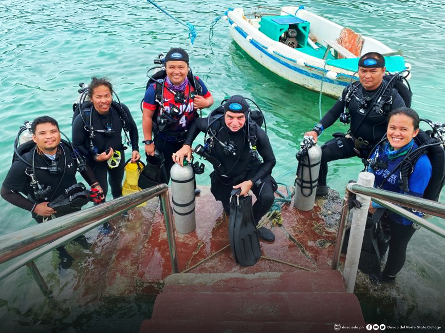 Marine Biology faculty members, staff, and graduate students receive ...